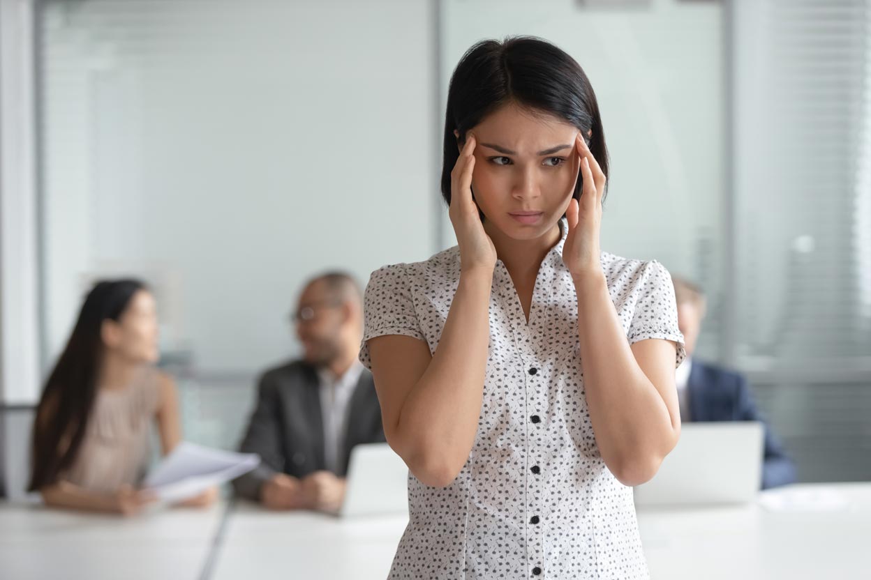 Insecure di Usia 20-30 Tahunan? Simak 5 Cara Mengatasinya - Love Life